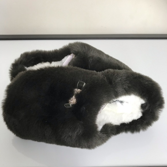 Pretty You London | Shoes | Pretty You London Asa Curve Cut Slippers ...
